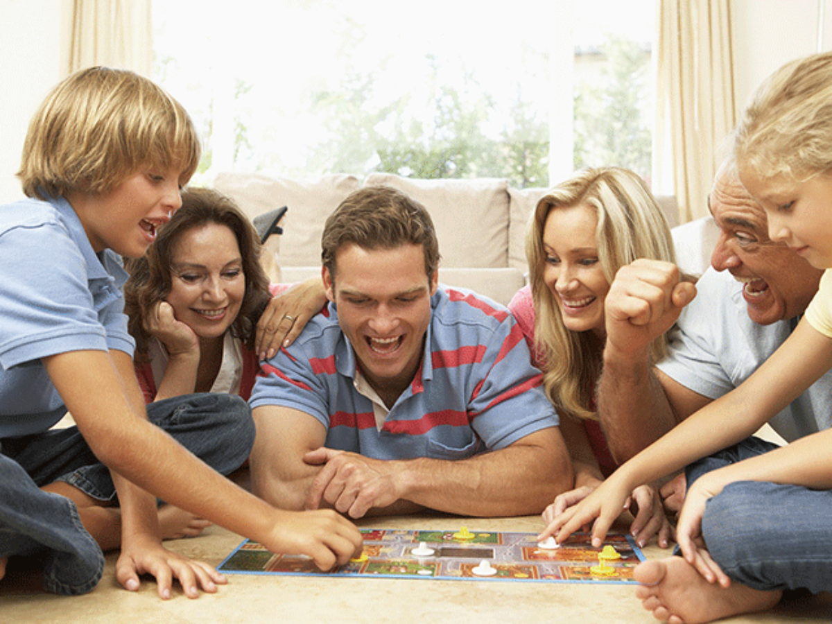 Games to Play in a Group at your Next House Party : 10 Fun Group Games games-to-play-in-a-group-at-your-next-house-party-10-fun-group-games