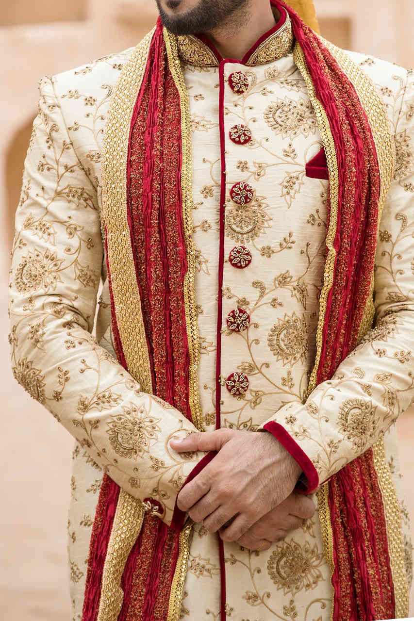 Latest Manyavar Groom Sherwani in the Trend!