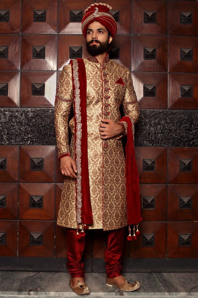 Latest Manyavar Groom Sherwani in the Trend!