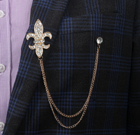 Trendy and Quirky Suit Brooch Ideas to Complete Your Suit Wear!