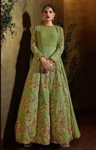25 Sangeet Bridal Look Ideas for the Happening Sangeet Night of 2021