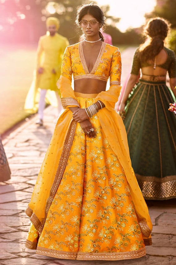 20 Yellow Bridal Lehengas Idea for your Different Wedding Look in 2021
