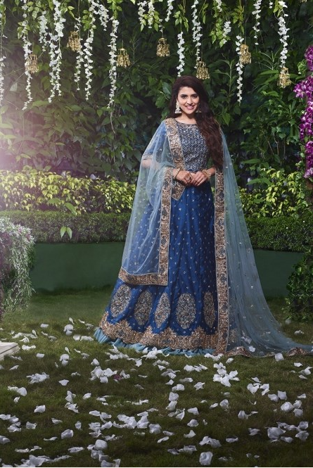 20 Latest Manyavar Mohey Bridal Lehenga Collection for 2021 Brides