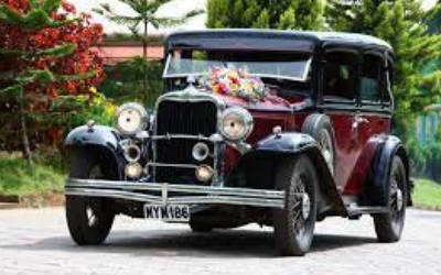 15 Vintage Car Wedding Entry To Make A Grand Entrance