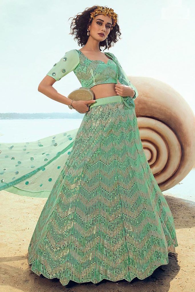 80+ Mesmerising Latest lehenga designs 2021 That will Blow Your Mind!!