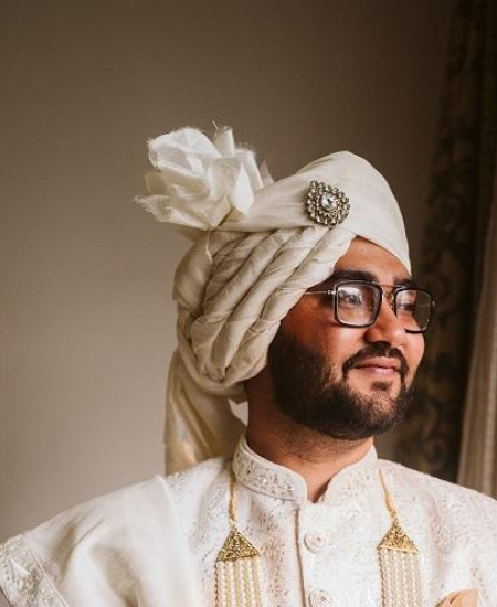Kalgi Design Ideas for Grooms To Flaunt On Their Wedding Day!