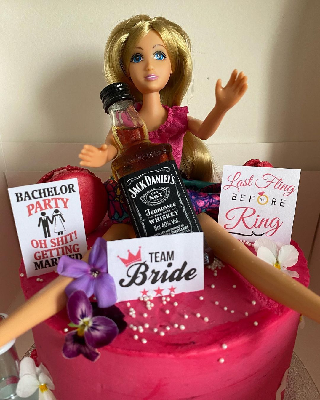 Coolest Bachelorette Party Cake Ideas That Is Is Going To Surprise ...