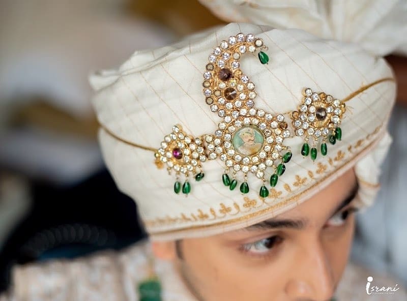 Kalgi Design Ideas for Grooms To Flaunt On Their Wedding Day!