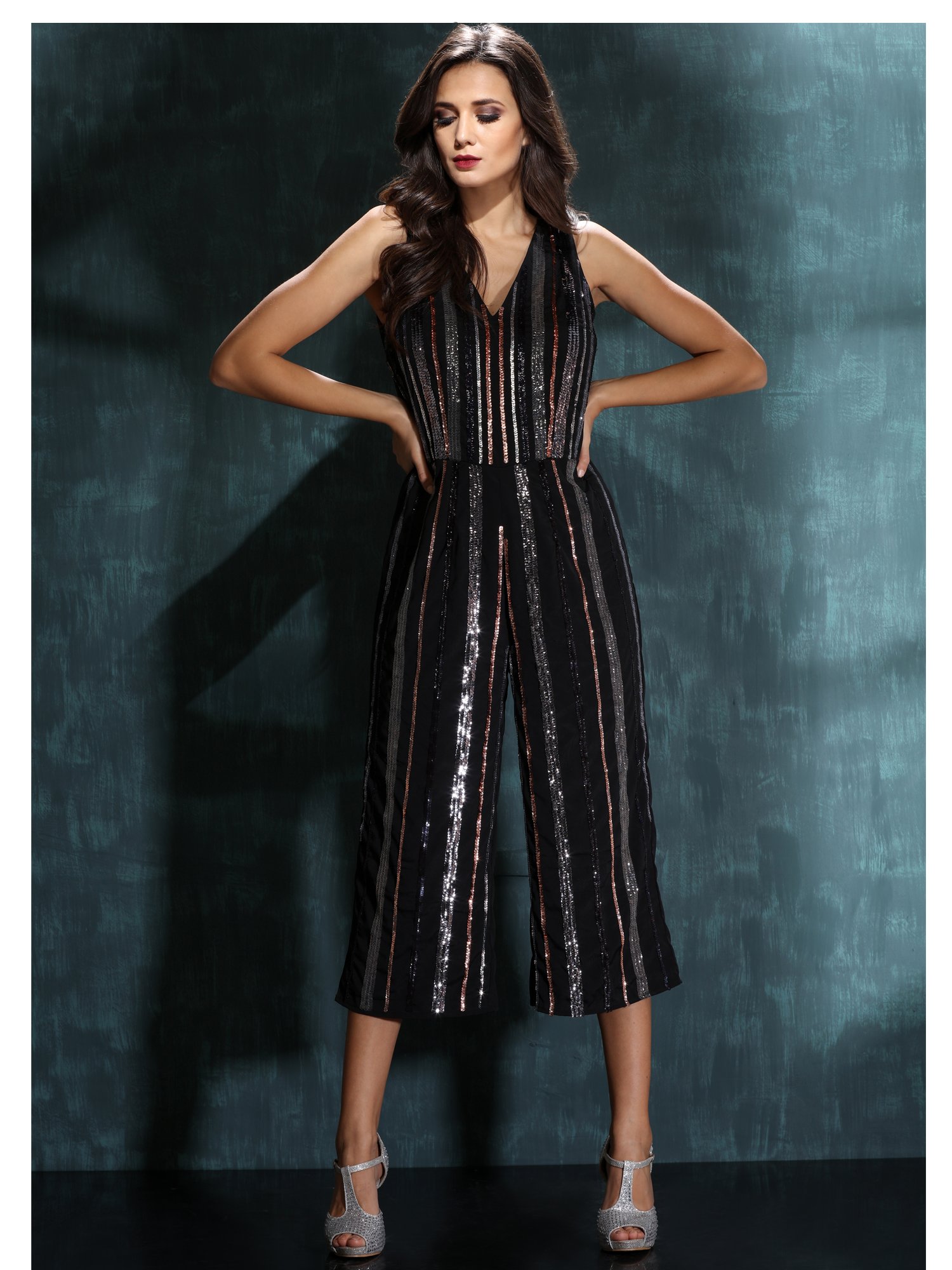Bachelorette Party Dress Ideas to make your Girls Shine