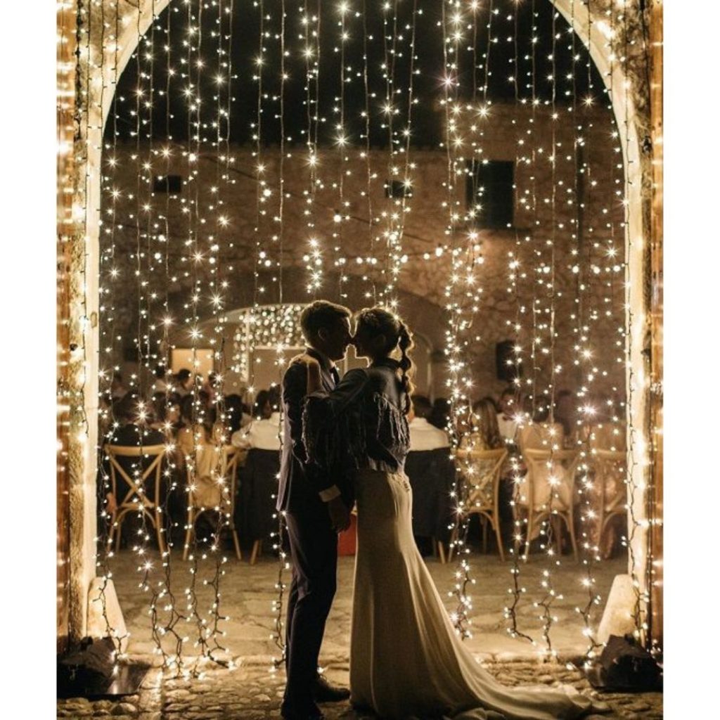 Wedding Arches Ideas For 2022 Weddings: The Best 15 Styles!