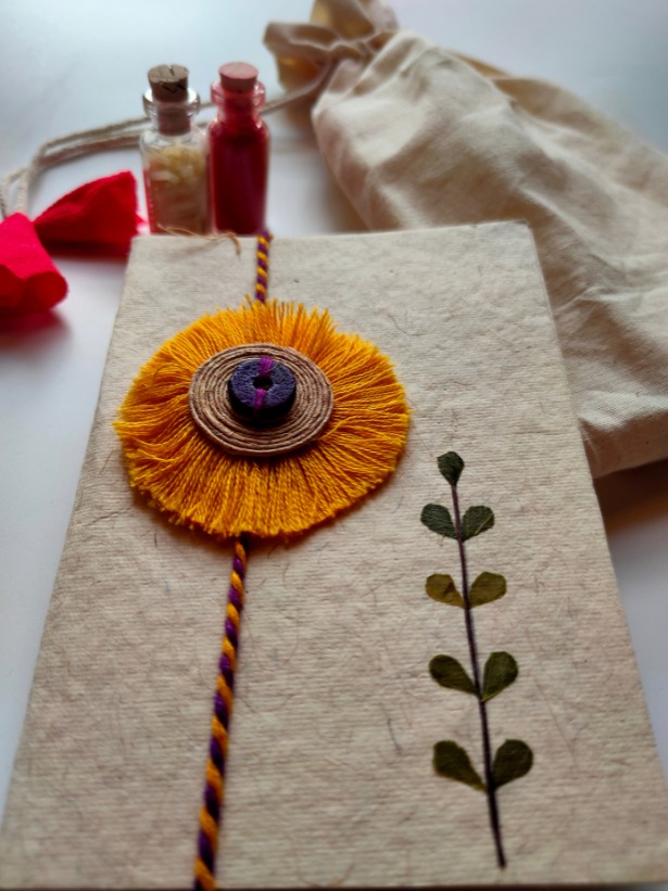 Simple and Classy Rakhi Designs for The Perfect Rakshabandhan!