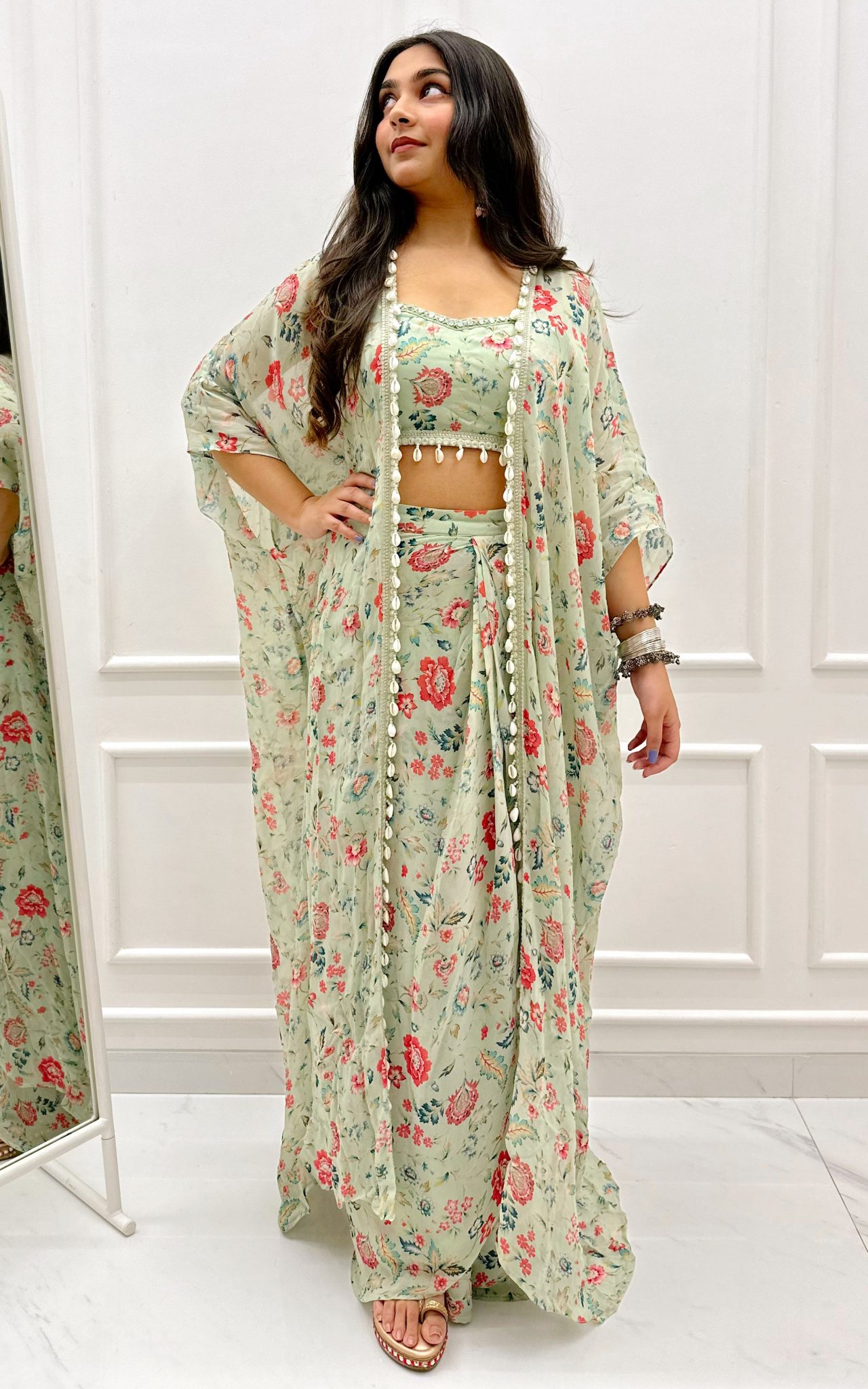 17 Breathtaking Pool Party Outfit Ideas for The Coolest Pool Party