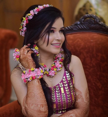 Haldi Flower Jewellery Designs For Brides-to-be That Are Trending!