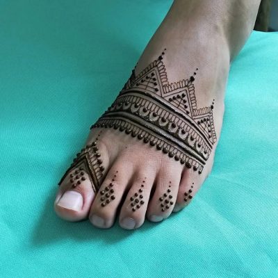 25+ Trendy Leg Mehndi Designs for 2024 Brides