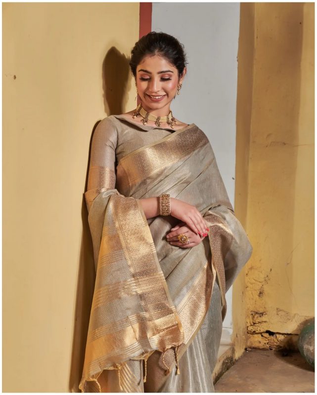 30+ Latest Paithani Blouse Designs That Will Steal The Spotlight