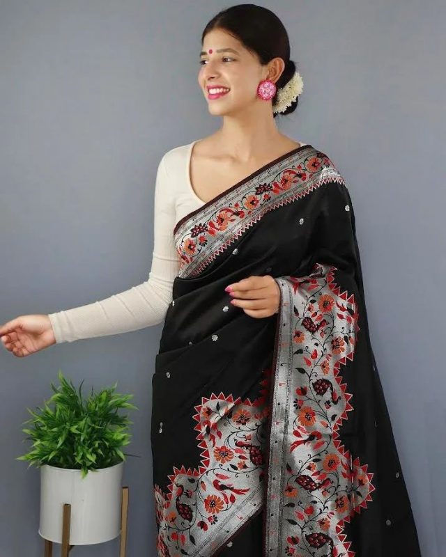 30+ Latest Paithani Blouse Designs That Will Steal The Spotlight