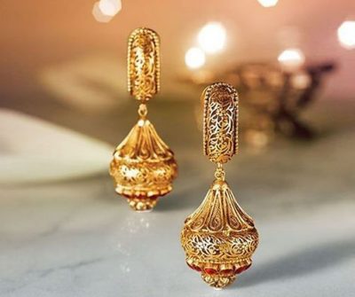 20+ Bridal Gold Jhumka Designs That Will To Steal the Spotlight