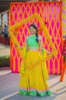 25+ Latest Instagram-worth Haldi Poses for Bride