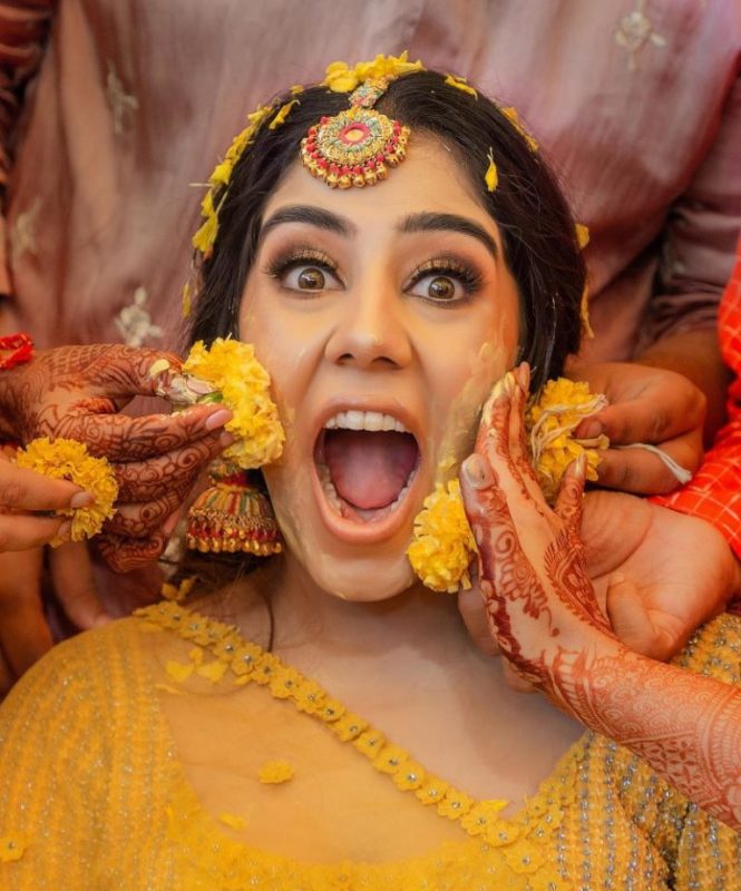 25+ Latest Instagram-worth Haldi Poses for Bride