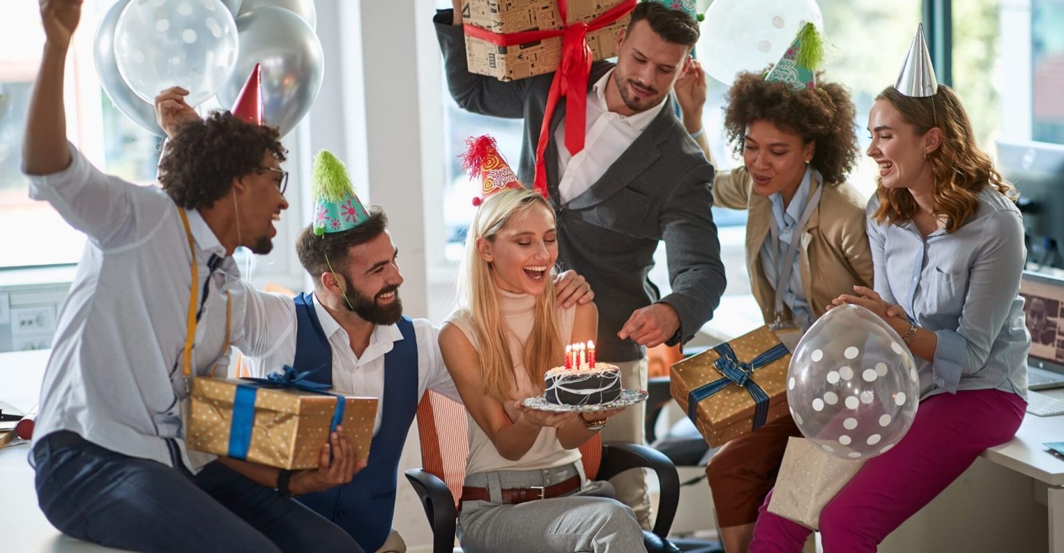 Memorable Boss Birthday Celebration Ideas to Boost Team Spirit