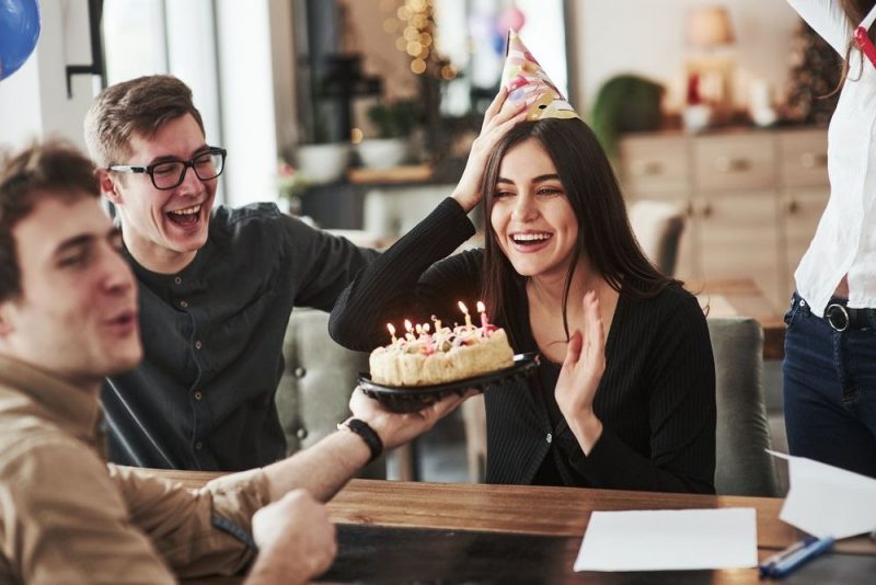 Memorable Boss Birthday Celebration Ideas to Boost Team Spirit