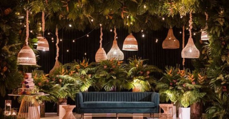30+ Engagement Stage Decoration Ideas for 2024