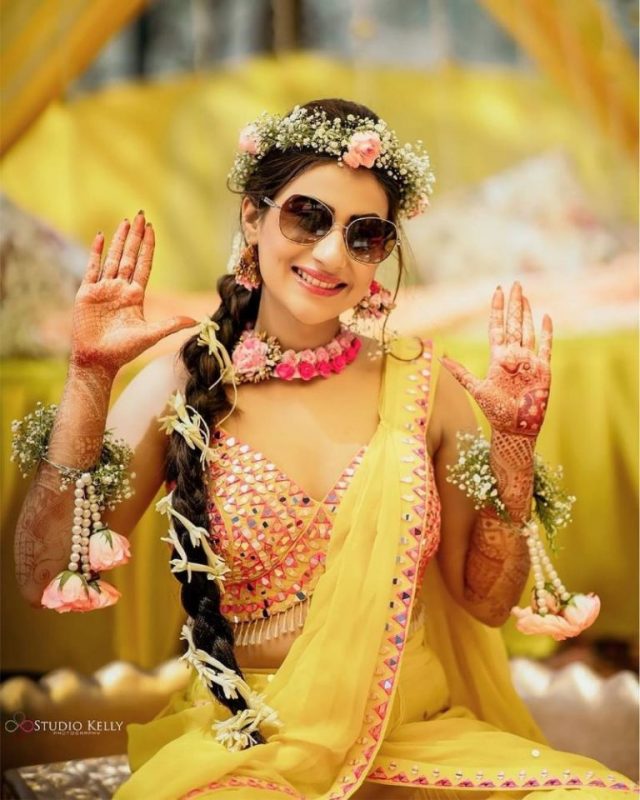 25+ Latest Instagram-worth Haldi Poses for Bride