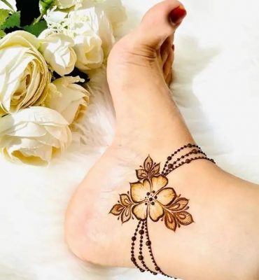 10 Beautiful Mehendi Designs for Kids That Are Swoon-Worthy