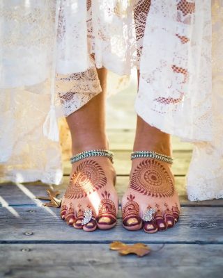 20+ Stylish Circle Mehendi Designs for Brides in 2024