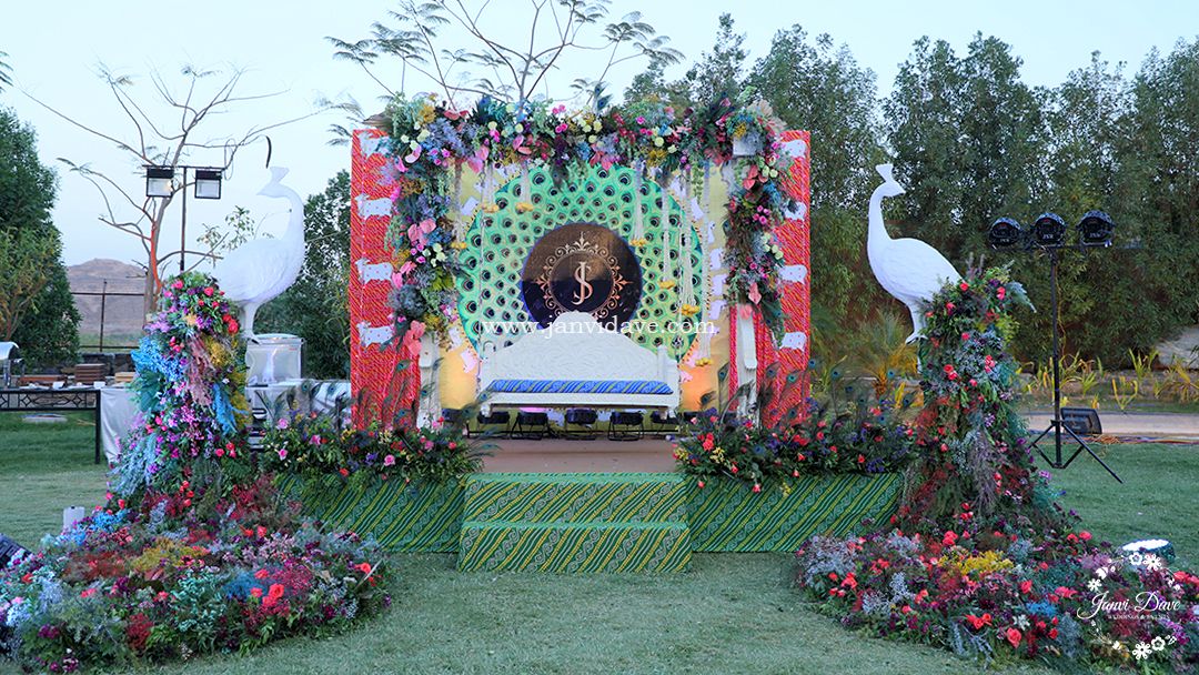 Vrindavan Themed Wedding Ideas: The Whispers of Tradition